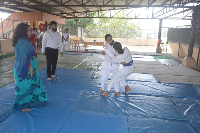 Welcome To DAV Public School,Dehradun